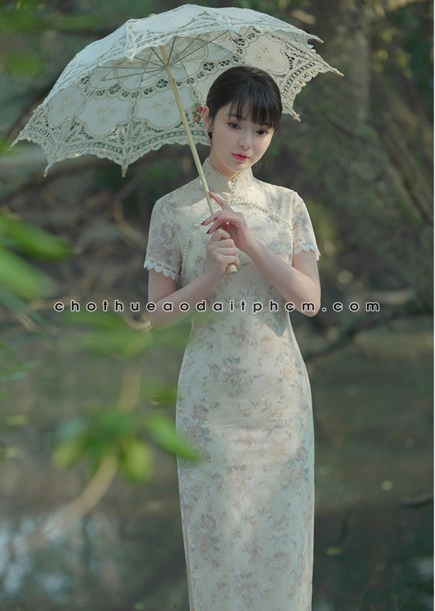 Sườn xám SXD33 ren trắng ngọc - Cho Thuê Áo Dài TPHCM